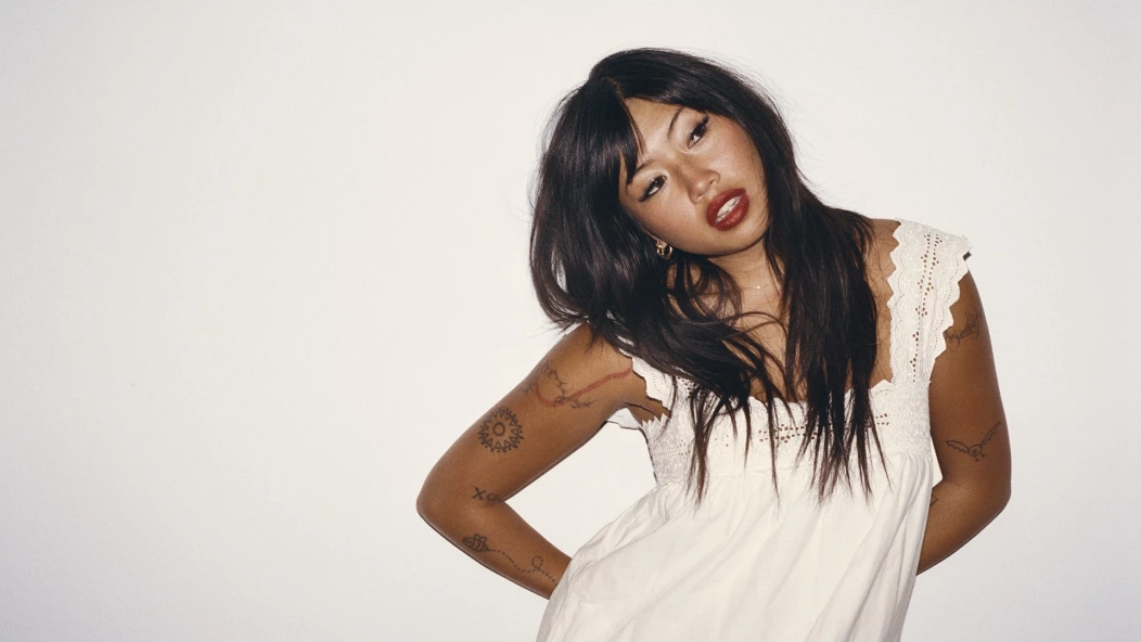 beabadoobee: Breaking down This Is How Tomorrow Moves