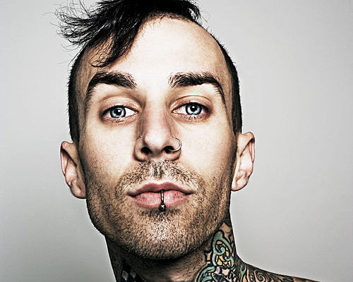 Watch 'the Crash Course with Travis Barker' series premiere