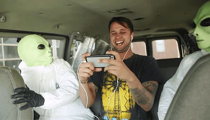 Big Jesus alienate themselves, miss everything—watch