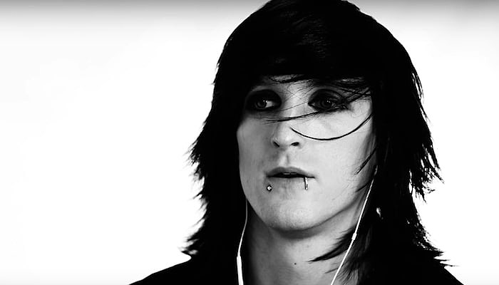 Logan Paul lip-syncs MCR after emo makeover and the scene is not happy