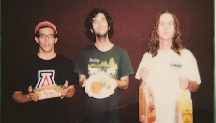 Hear rationale.'s first new piece of music in 2020 "Caution & Pressure"