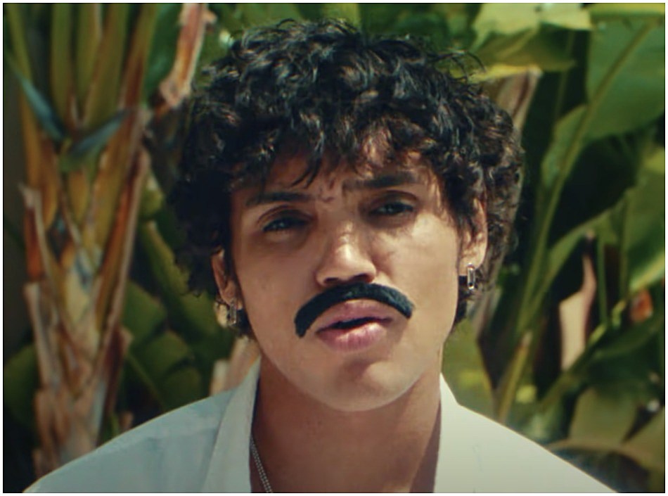 ALX explores the duality of good and evil in “Right Guy”–watch