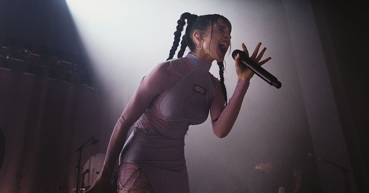 Poppy announces one-night-only livestream experience via Veeps