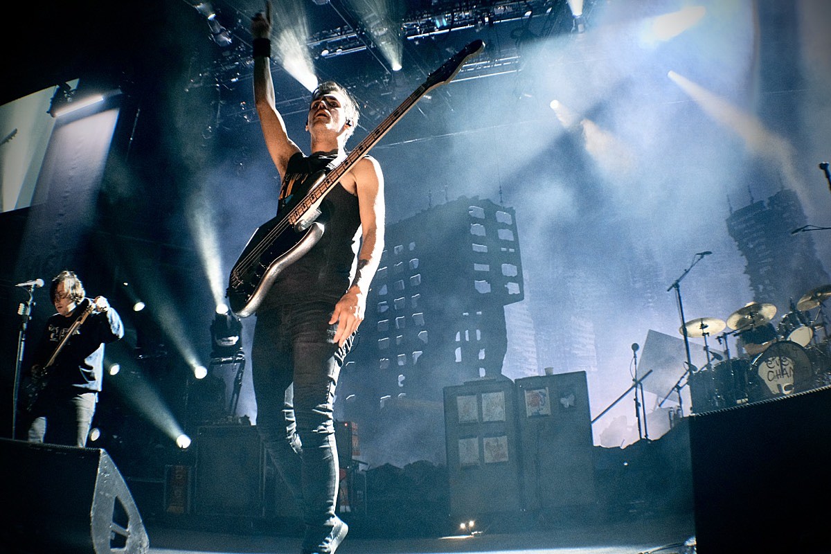 Review: My Chemical Romance's 9/11 show was cathartic & raucous