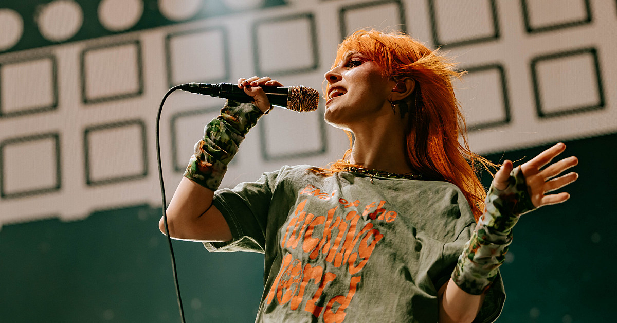 Paramore debut new song “Running Out Of Time” in Nashville