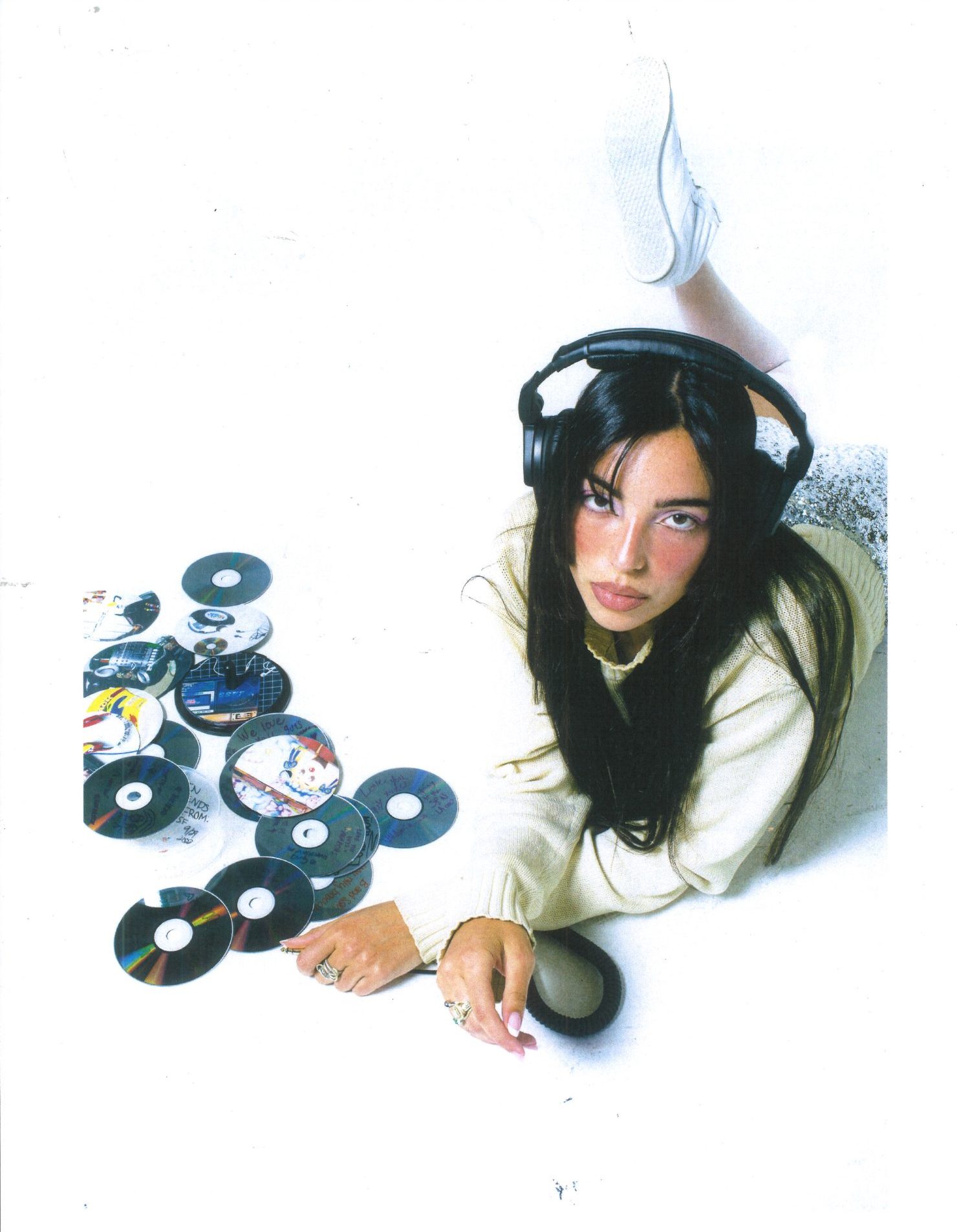 BETWEEN FRIENDS on new album I Love My Girl, She's My Boy