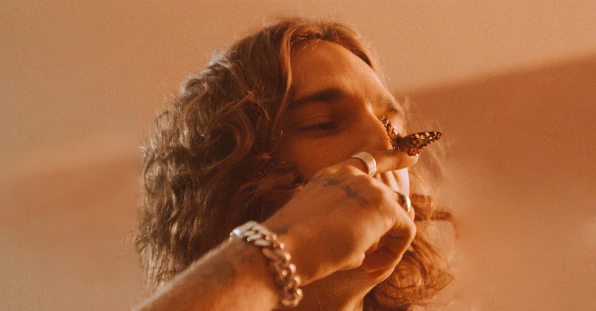 Kid Bloom shares cosmic new single "Dead Butterflies" with video