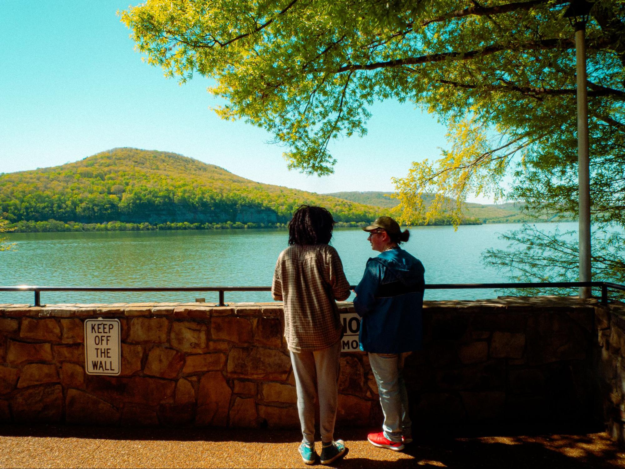 Arcadia Grey take us inside their tour with glass beach and Fleece Kawasaki