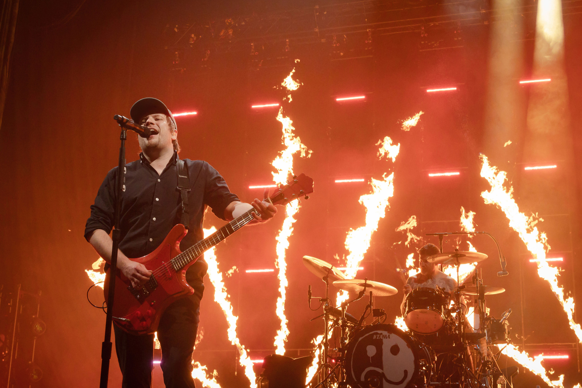 Fall Out Boy to stream So Much For (2our) Dust show on Veeps