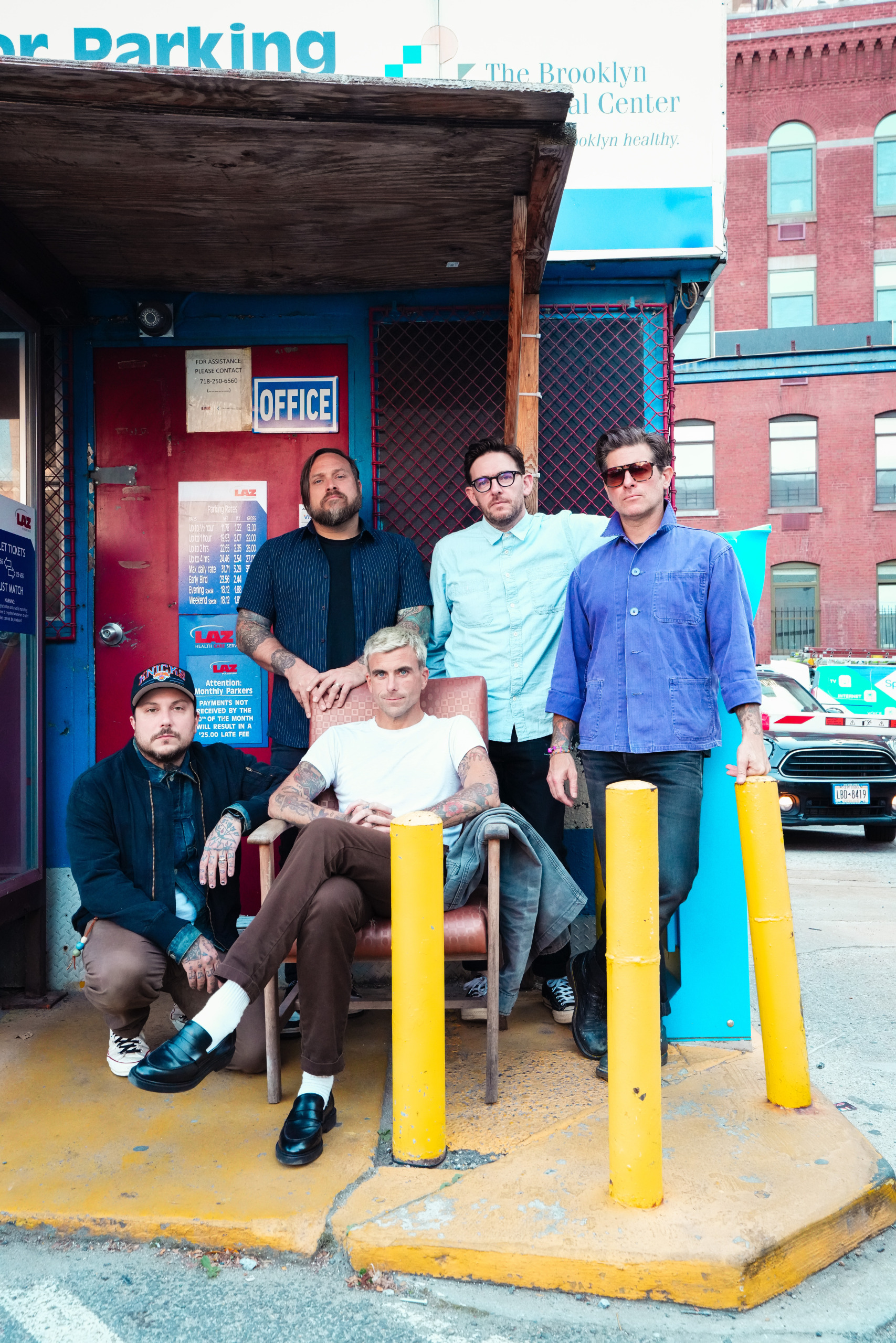 L.S. Dunes: Present tense